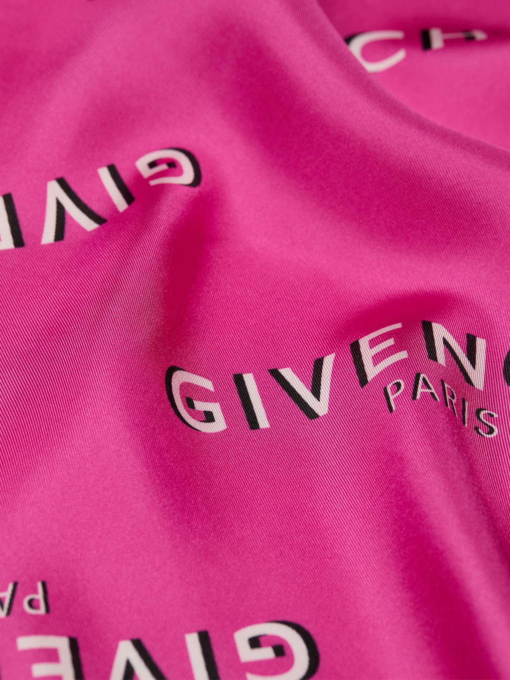 Scarves | Women Accessories | GIVENCHY Paris | Givenchy