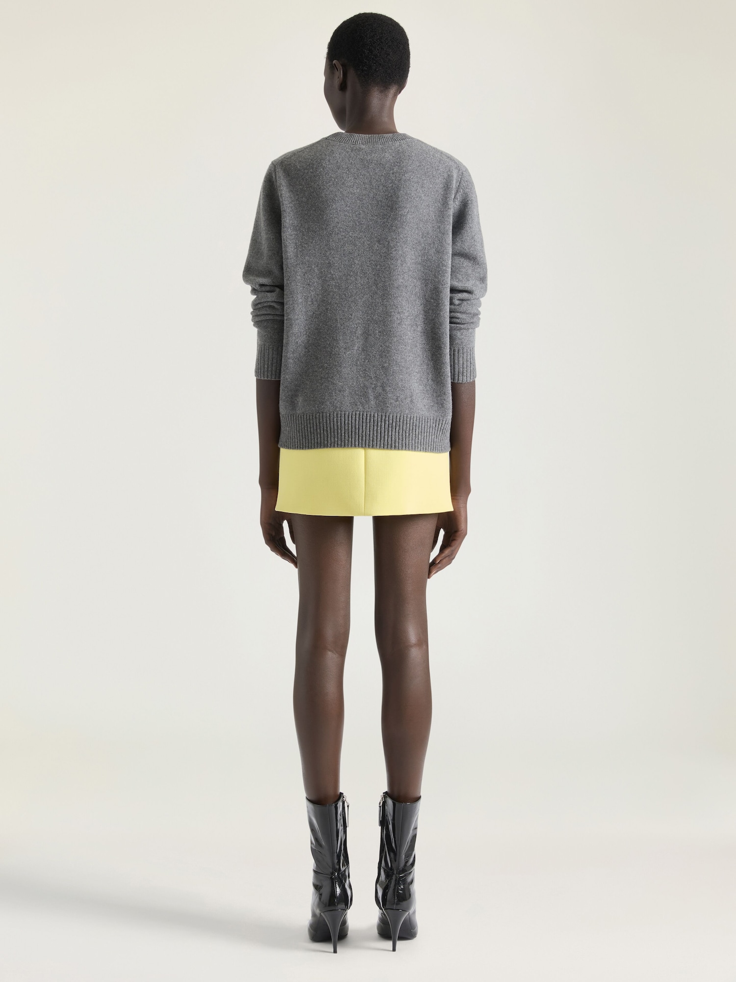 Sweater in wool cashmere with GIVENCHY signature | Givenchy GB | Givenchy