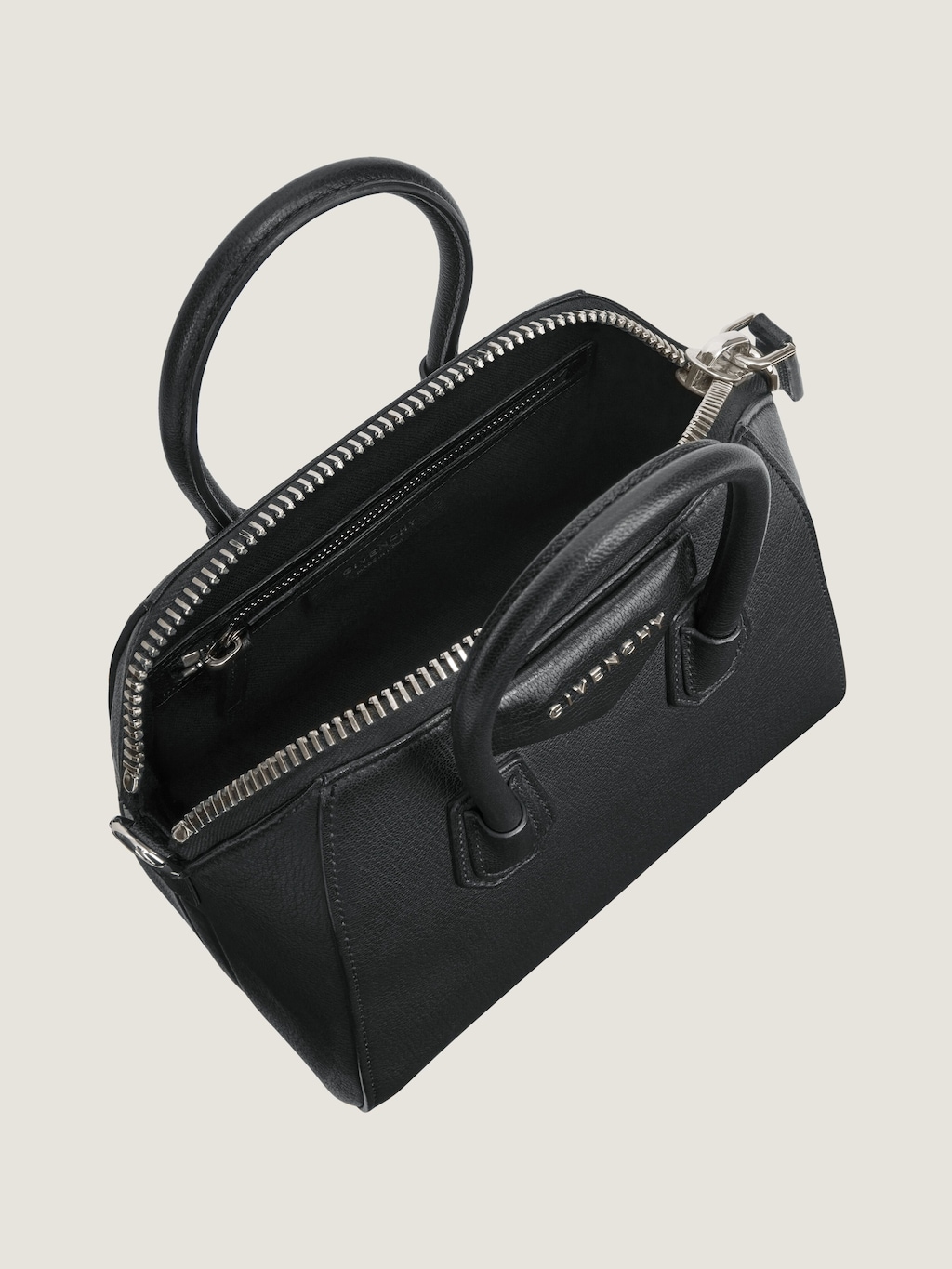 Mini Antigona bag in grained leather in - black - BB05114012-001 ...
