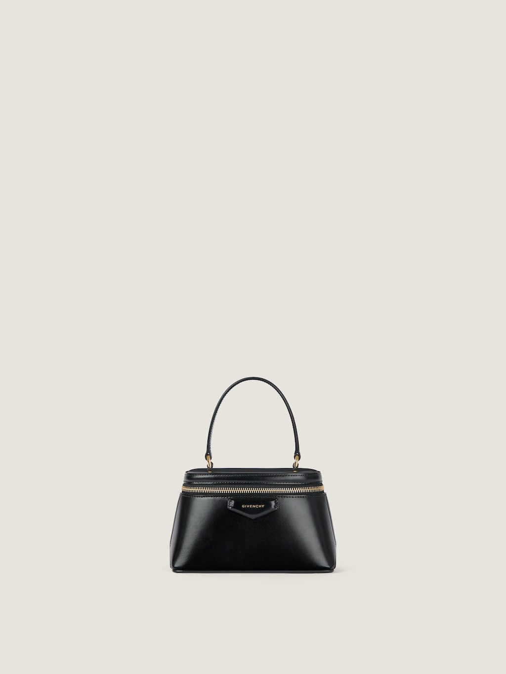 Women's Designer Antigona | GIVENCHY US