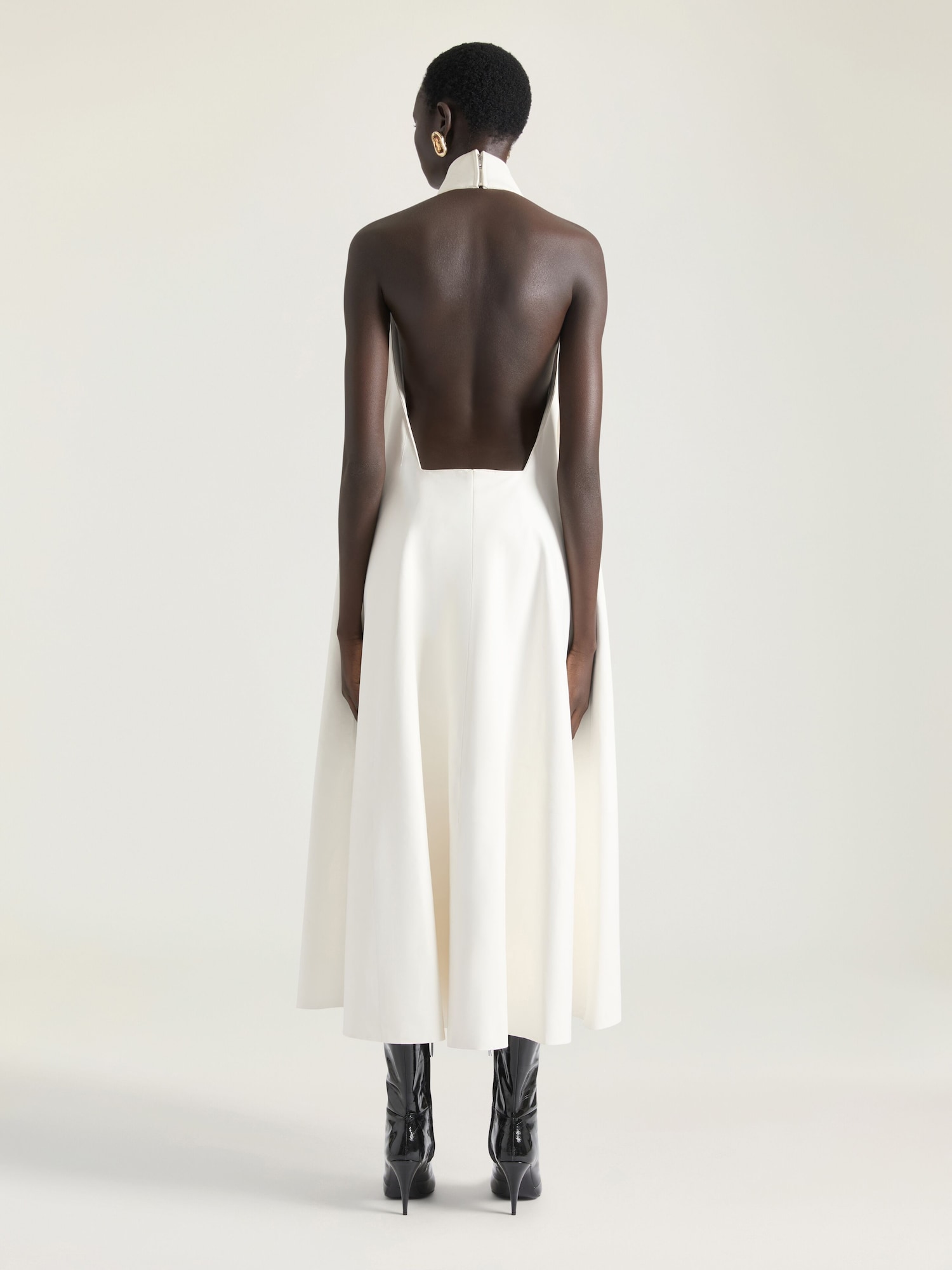 Halterneck evening dress in leather | Givenchy US | Givenchy