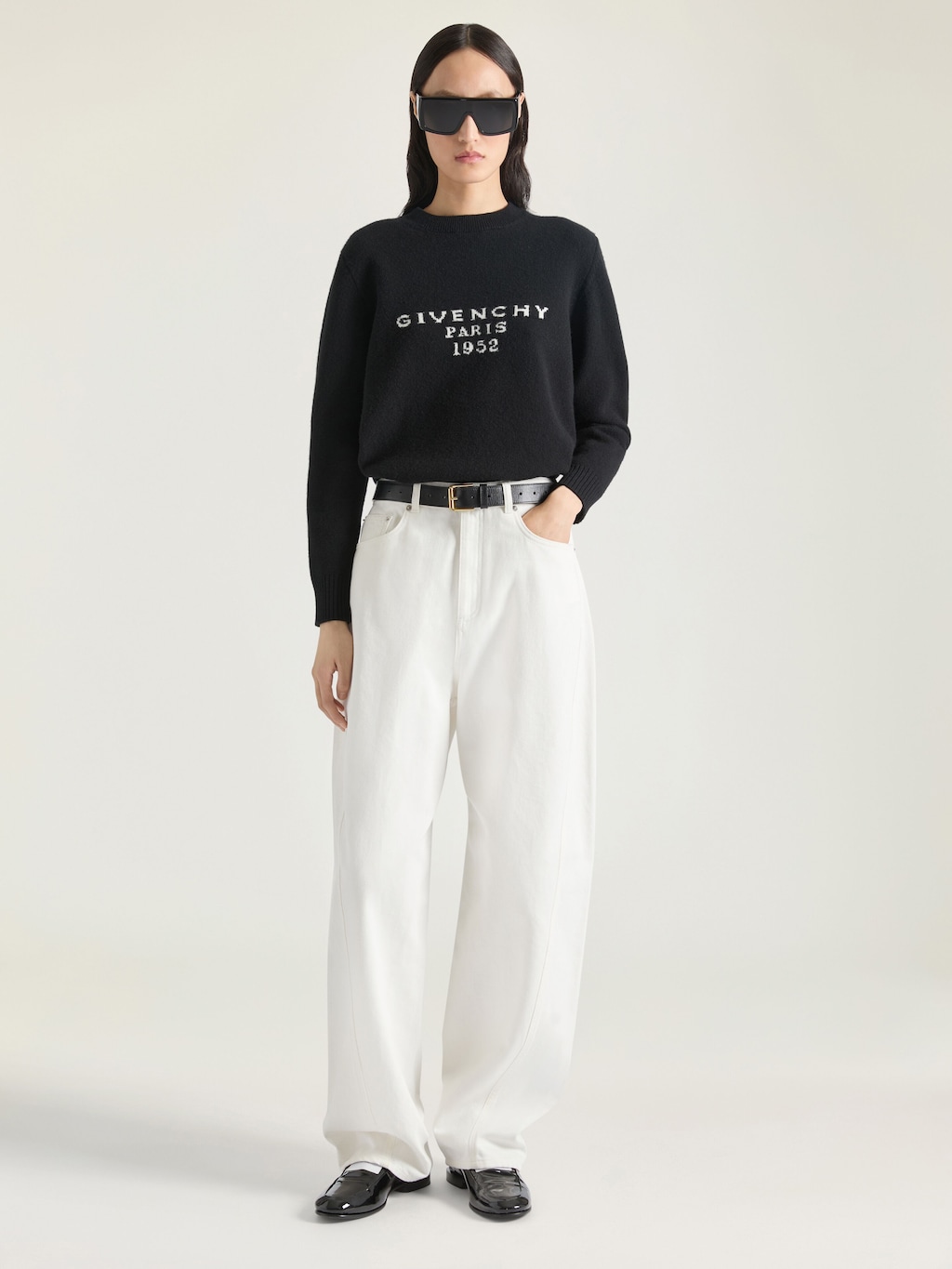 Sweater in wool cashmere with GIVENCHY signature | Givenchy GB | Givenchy