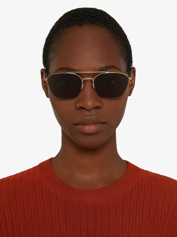 Sunglasses | Women Accessories | GIVENCHY Paris