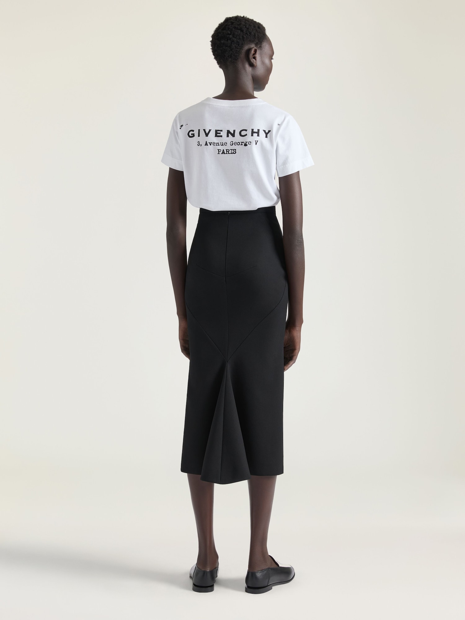 Midi kickback skirt in crepe cady | Givenchy GB | Givenchy